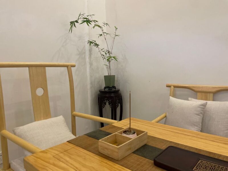 Chinese Tea ceremony in Beijing Hutong courtyard - FAQ
