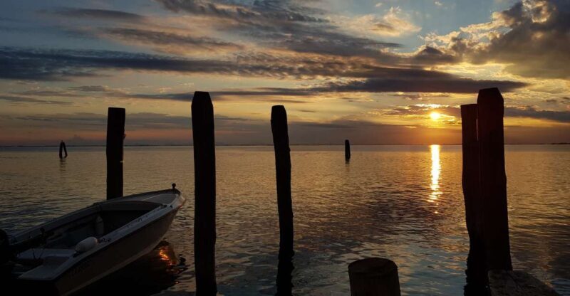 Chioggia: Sunset Tour in the Venetian Lagoon by boat - Key Points