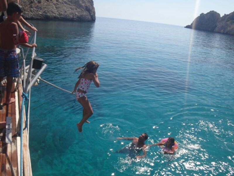 Chios: Sailing Boat Cruise to Oinouses with Meal & Drinks - Practical Tips for Participants