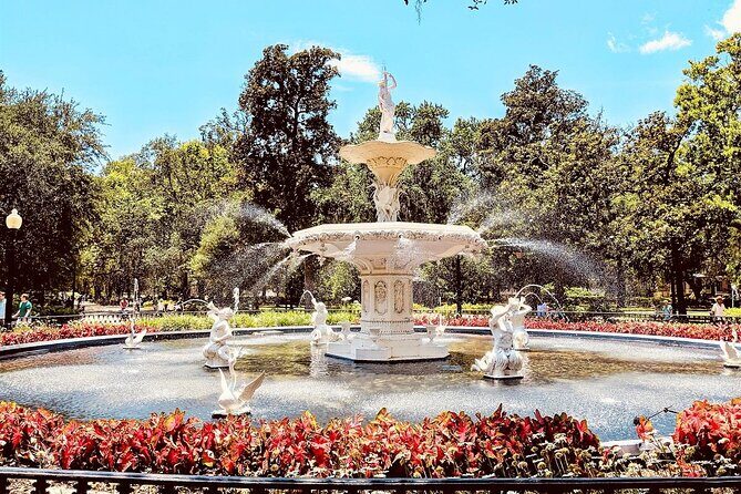 Chippewa Square to Forsyth Park: A Self-Guided Audio Tour of Savannah - Introducing the Self-Guided Savannah Tour: An Honest Look