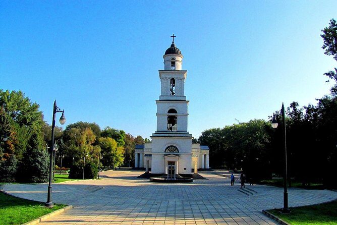 Chisinau Walking City Tour - An In-Depth Look at the Chisinau Walking Tour