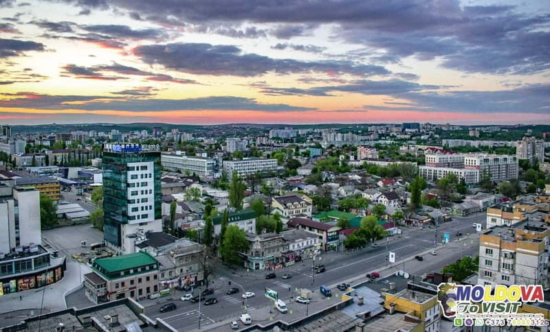 Chisinau Walking Tour with Local Guide - Who Should Take This Tour?