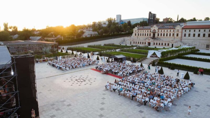 Chisinau:Transnistria Soviet Era& Castle Mimi Winery by car - The Value for Travelers