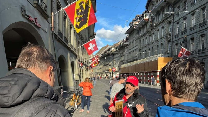Chocolate and liquor fun in Bern with tasting - Starting at the Kæfigturm: The Historic Gateway