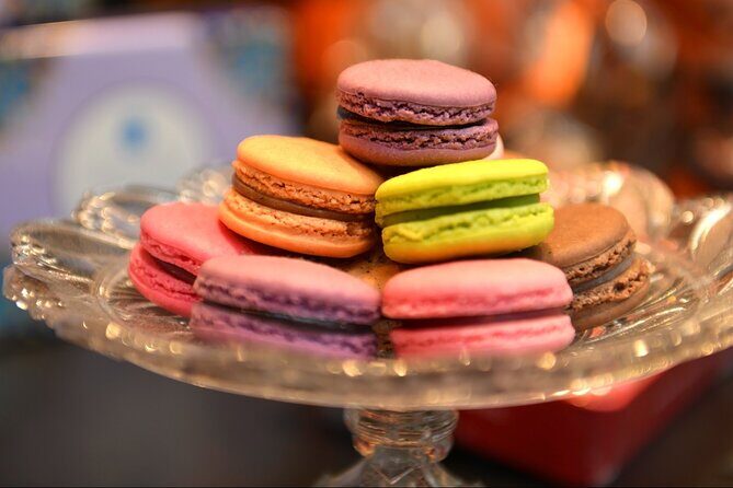 Chocolate and Pastry Walking Tour in Montmartre, Paris - The Itinerary in Detail: What to Expect