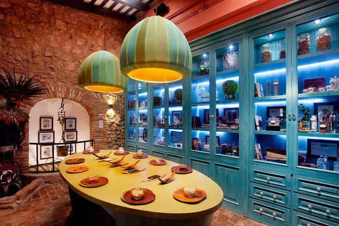 Chocolate-making experience & Colonial Zone walking tour - FAQ