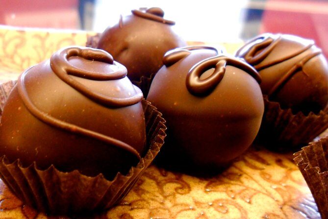 Chocolate Tasting and West / East Village Walking Tour - Key Points