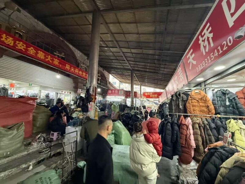 Chongqing: 1 Day Magic Mountain City Walking Tour - Flexibility and Personal Connection