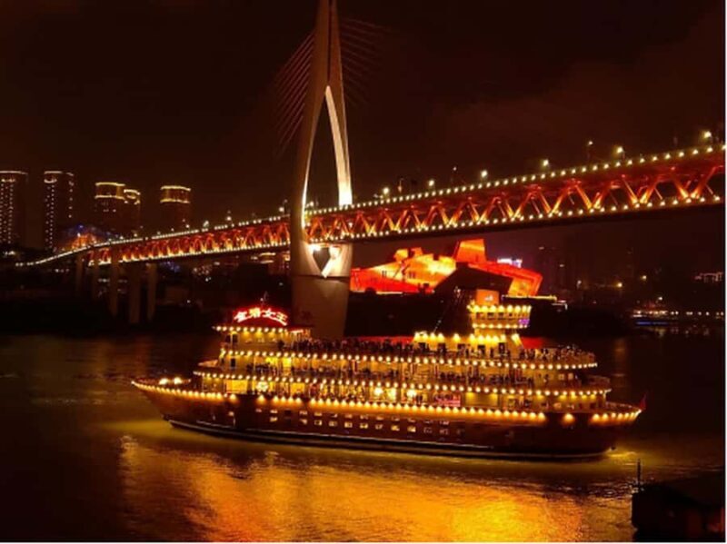 Chongqing: 50mins Night Yangzte Cruise update VIP class - Key Points