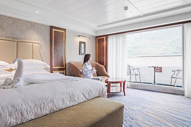 Chongqing: All Inclusive Yangtze Miracle Luxury 4D3N Cruise - The Sum Up