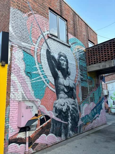 Chongqing: Art and Culture Immersion - Night Views and Street Food at Hongya Cave