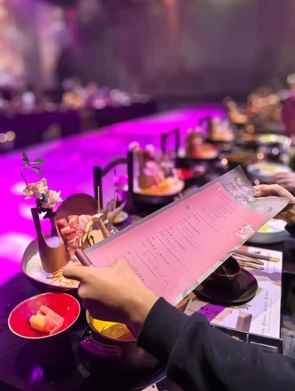 Chongqing: Bayu Culture Show and Imperial Feast - The Feast: A Culinary Journey