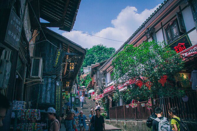 Chongqing Half day Private Tour With Entire City Night View - Authentic Local Dinner in Shangqingsi District
