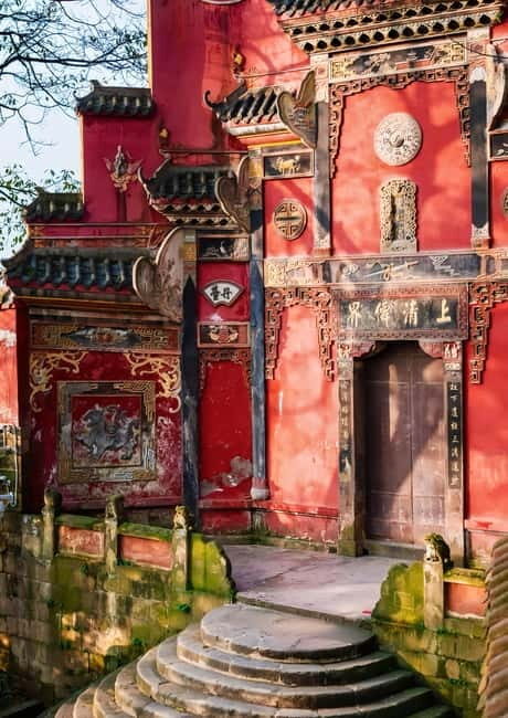 Chongqing: Historical Blocks, Temple, and Mountain Tour - A Close Look at the Itinerary and What You Can Expect