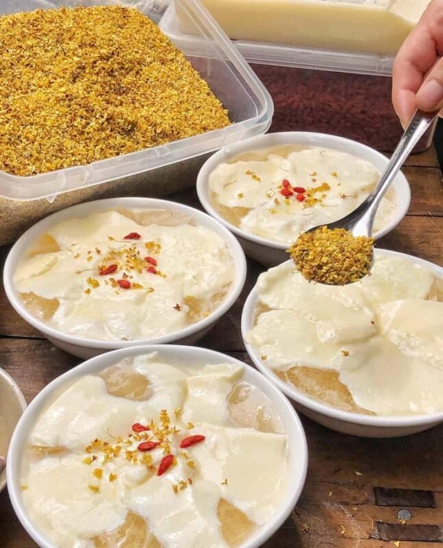 Chongqing: No Chili, No Problem, Non-Spicy Foodie Adventure - An In-Depth Look at the Tour Experience