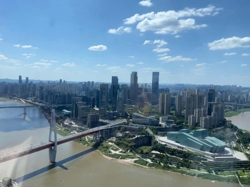 Chongqing: Sky-High Afternoon Tea Experience - An In-Depth Look at the Sky-High Afternoon Tea