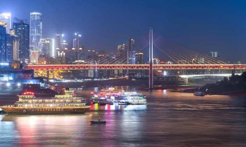Chongqing Two Rivers Night Tour+WFC Building + Ciqikou Tour - Key Points