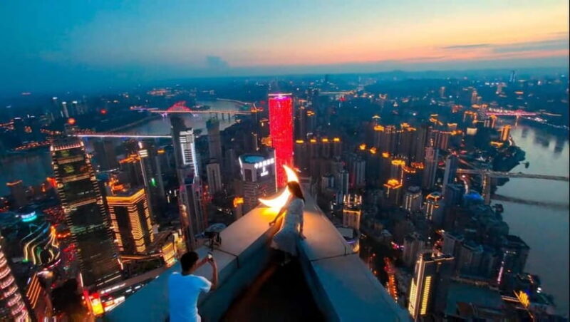 Chongqing Two Rivers Night Tour+WFC Building + Ciqikou Tour - The Sum Up