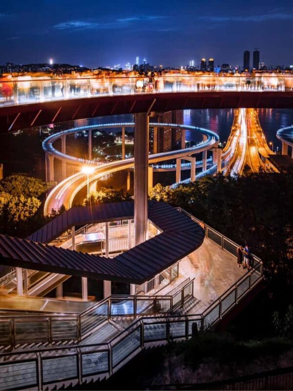Chongqing: World Trade Center & Sujiaba Overpass Day Tour - A Deep Dive into the Tour Experience