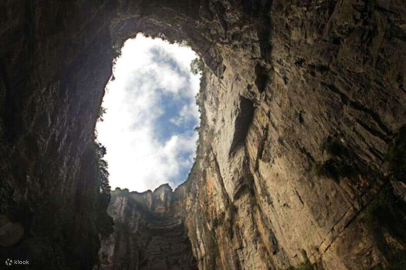 Chongqing:One-day Wulong HikeTrip(GeoPark+Fairy Mt)car incld - FAQ