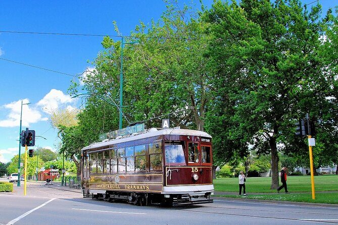 Christchurch Hop On Hop Off Tour by Vintage Tram - Key Points