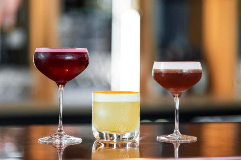 Christchurch Sightseeing & Lyttelton Harbour Tour - Coastal Drive & Beach Stops