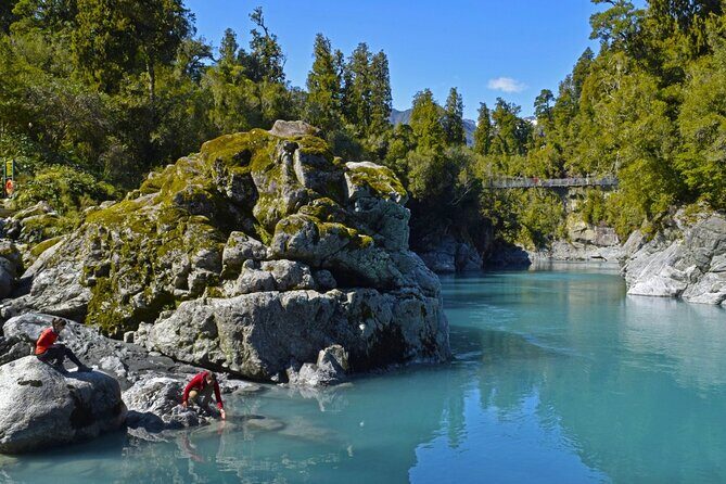 Christchurch to Franz Josef One Way Day Tour with TranzAlpine - Hokitika Gorge: Nature’s Kaleidoscope