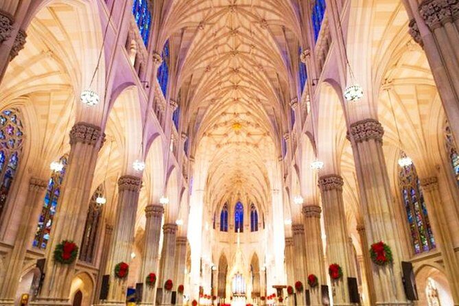 Christmas in New York: Private Holiday History Tour - A Genuine Look at the Holiday Tour Experience