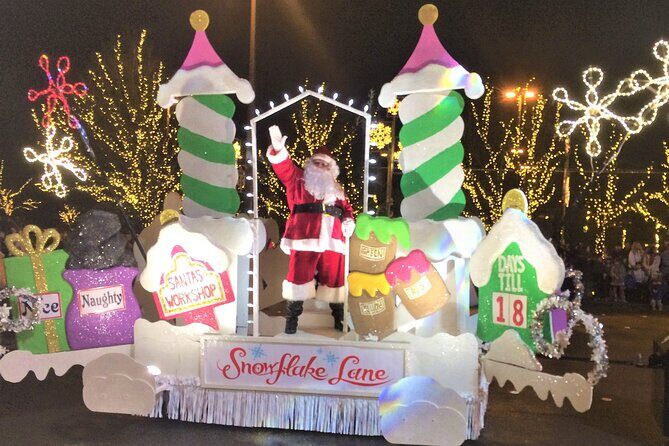 Christmas Lights and Snowflake Lane photo tour - Detailed Breakdown of the Itinerary