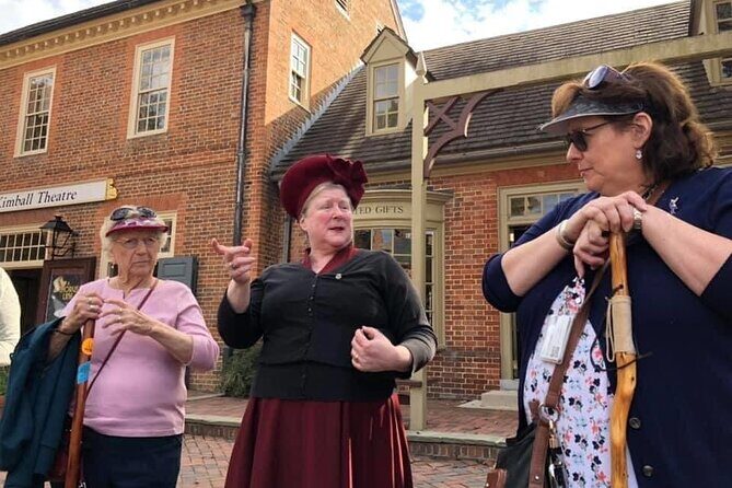Christmas on the Homefront: A 1-Hour World War II Character Tour - Who Will Love This Tour?