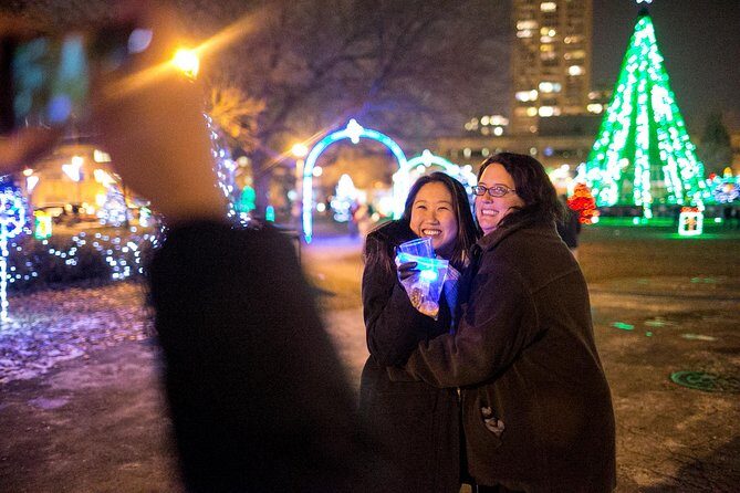 Christmas Past, Present and Future Light Tour in Milwaukee - Why Choose This Tour?