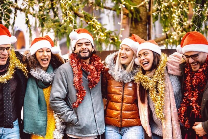 Christmas Sparkle: A Festive Journey Through Pittsburgh - Key Points
