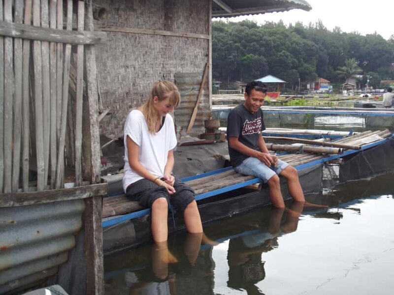 Cianjur : Floating Village, Boat Ride, Floating house - Visiting the Floating House