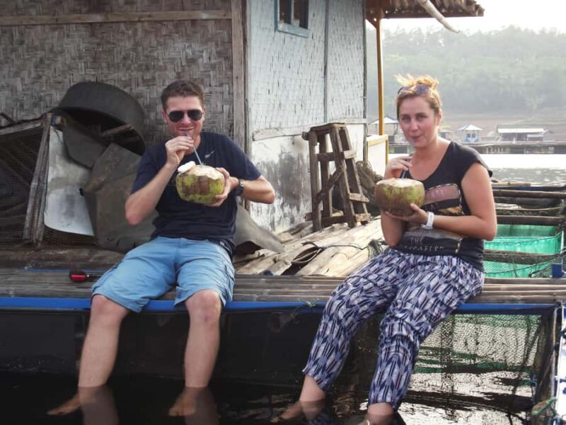 Cianjur : Floating Village, Boat Ride, Floating house - The Fish Massage Experience