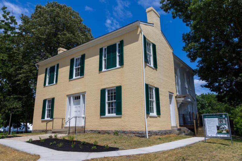 Cincinnati: Harriet Beecher Stowe House Guided Tour - Exploring the Harriet Beecher Stowe House: A Closer Look