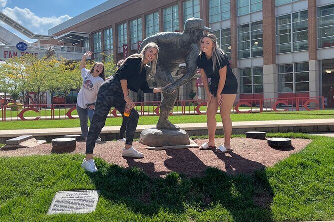 Cincinnati Scavenger Hunt Interactive Walking Tour - Key Points