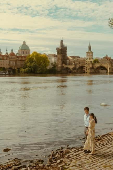 Cinematic Photoshoot Experience in Prague - Authentic Feedback from Past Participants