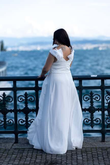 Cinematic Zurich  Photo and Video Shoot Tour - Who Should Consider This Tour?