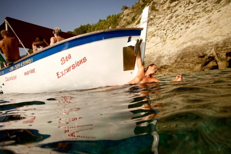 Cinque Terre: Afternoon Boat Tour with brunch on board - Authenticity, Guides, and Overall Experience
