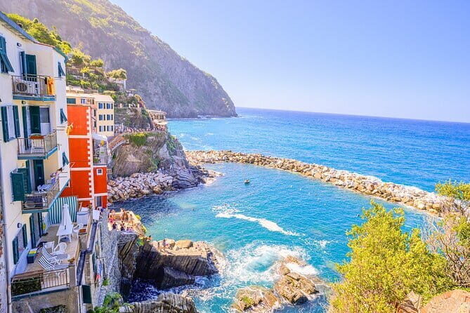 Cinque Terre and Pisa Full Day Tour from Florence - Transportation and Group Dynamics