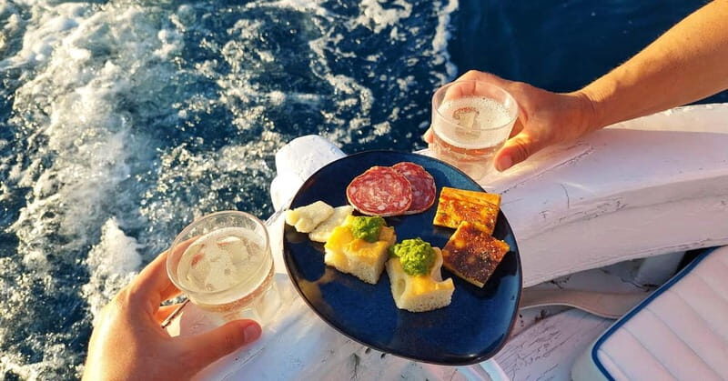 Cinque Terre boat tour with a traditional ligurian gozzo - FAQ