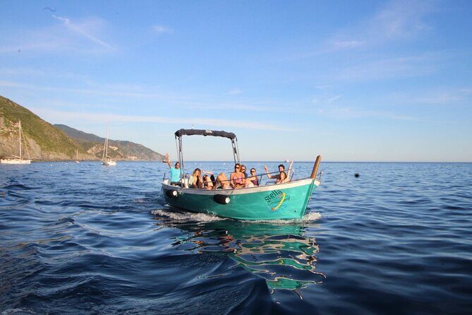 Cinque Terre by the sea with local wine - The Experience in Detail