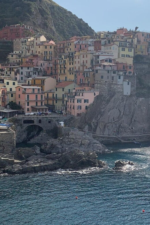 Cinque Terre: Eco Hiking and Wine Tasting - The Final Descent into Manarola