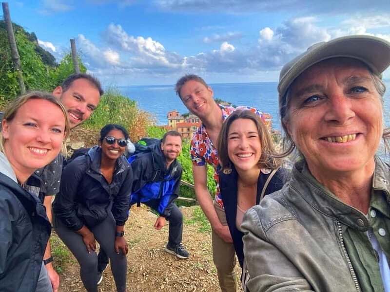 Cinque Terre-Manarola: Wine Experience and Tour in Vineyard - A Walk Through the Experience