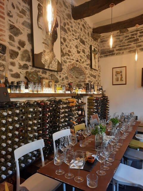 Cinque Terre: Pesto Making Class with Wine and Food Tasting - Key Points