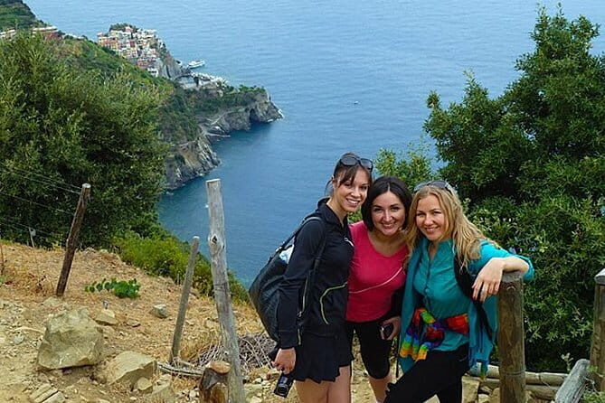 Cinque Terre Small Group or Private Day Tour from Florence - FAQ