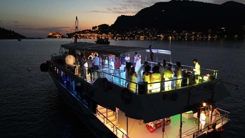 Cinque Terre: Sunset boat tour with aperitifs - Authentic Reviews Speak Volumes