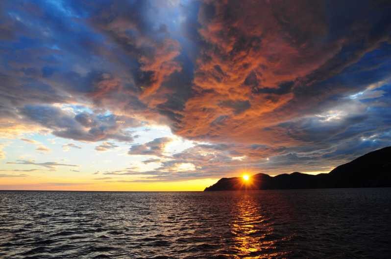 Cinque Terre: Sunset Cruise with Aperitif on Board - FAQ
