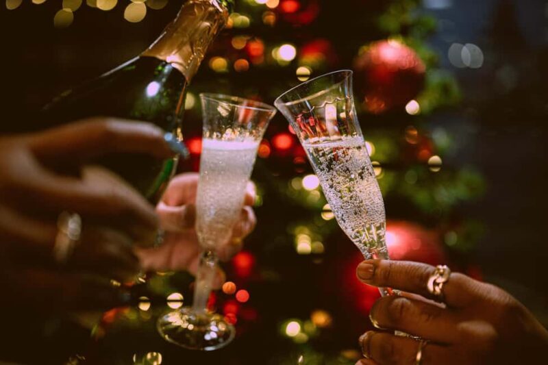 Circle Line: NYC New Year's Eve Fireworks Party Cruise (21+) - Key Points