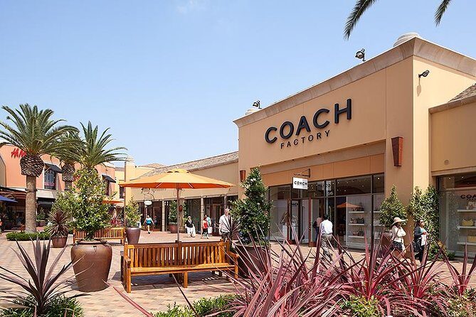 Citadel Outlets Transfer from Anaheim with VIP Lounge, storage & LAX Drop-Off - Who Will Love This Tour?